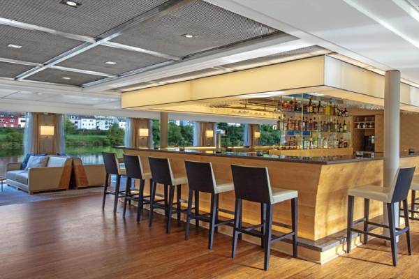 Viking Ra: Luxury River Cruises Aboard the Viking Ra Cruise Ship
